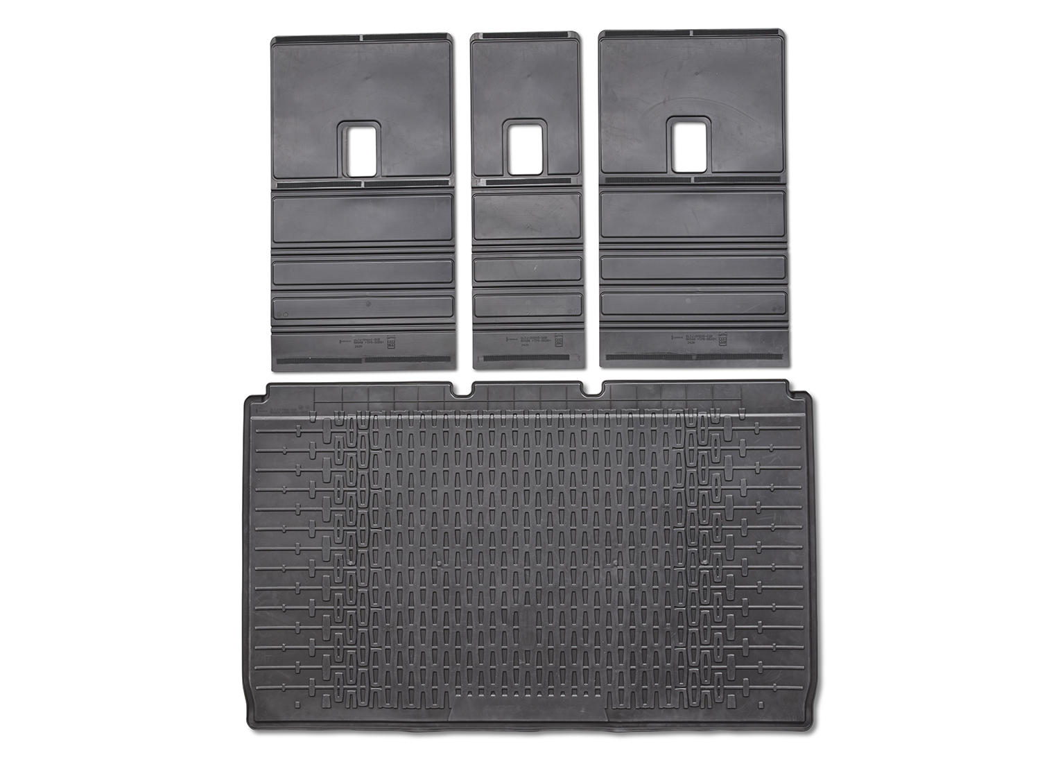 Navigator L 2025-2026 Folding Cargo Area Protector | Accessories ...