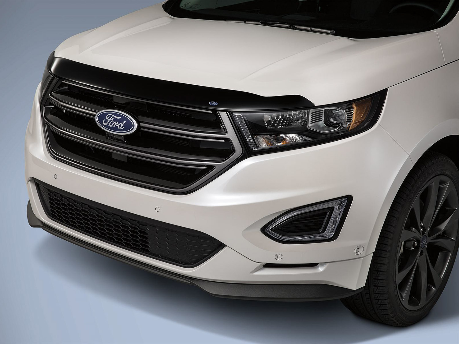 Edge 2019-2024 Aeroskin Smoke Hood Deflector | Accessories | Ford.ca