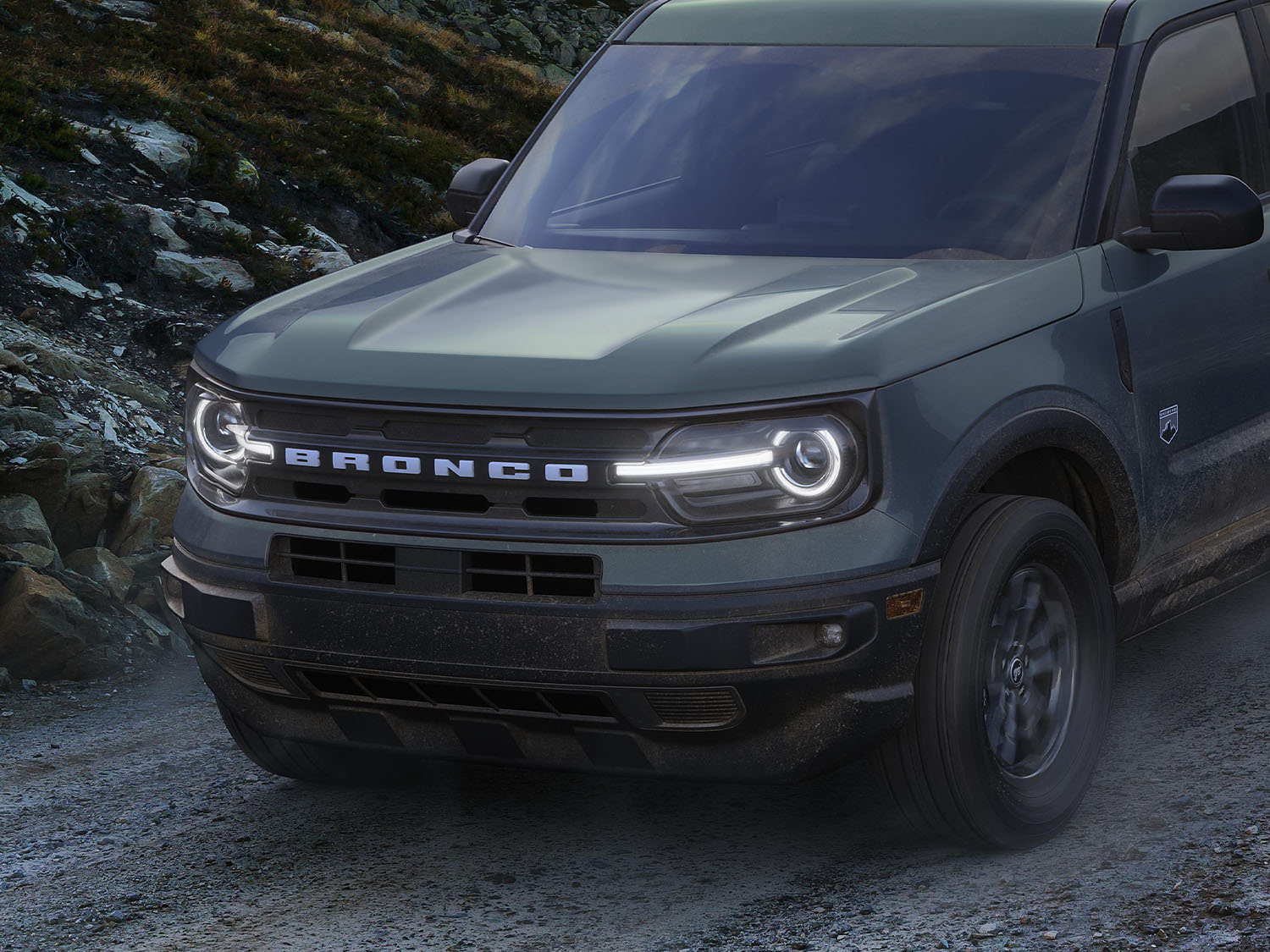 2021-2025 Bronco Sport Matte Clear Hood Graphic | Accessories | Ford.com