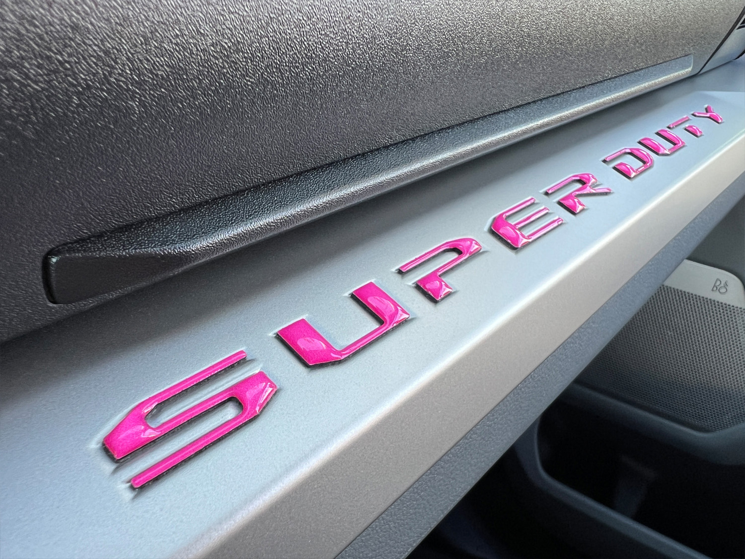 Super Duty 2023-2026 Dash Letters - Pink | Accessories | Ford.com