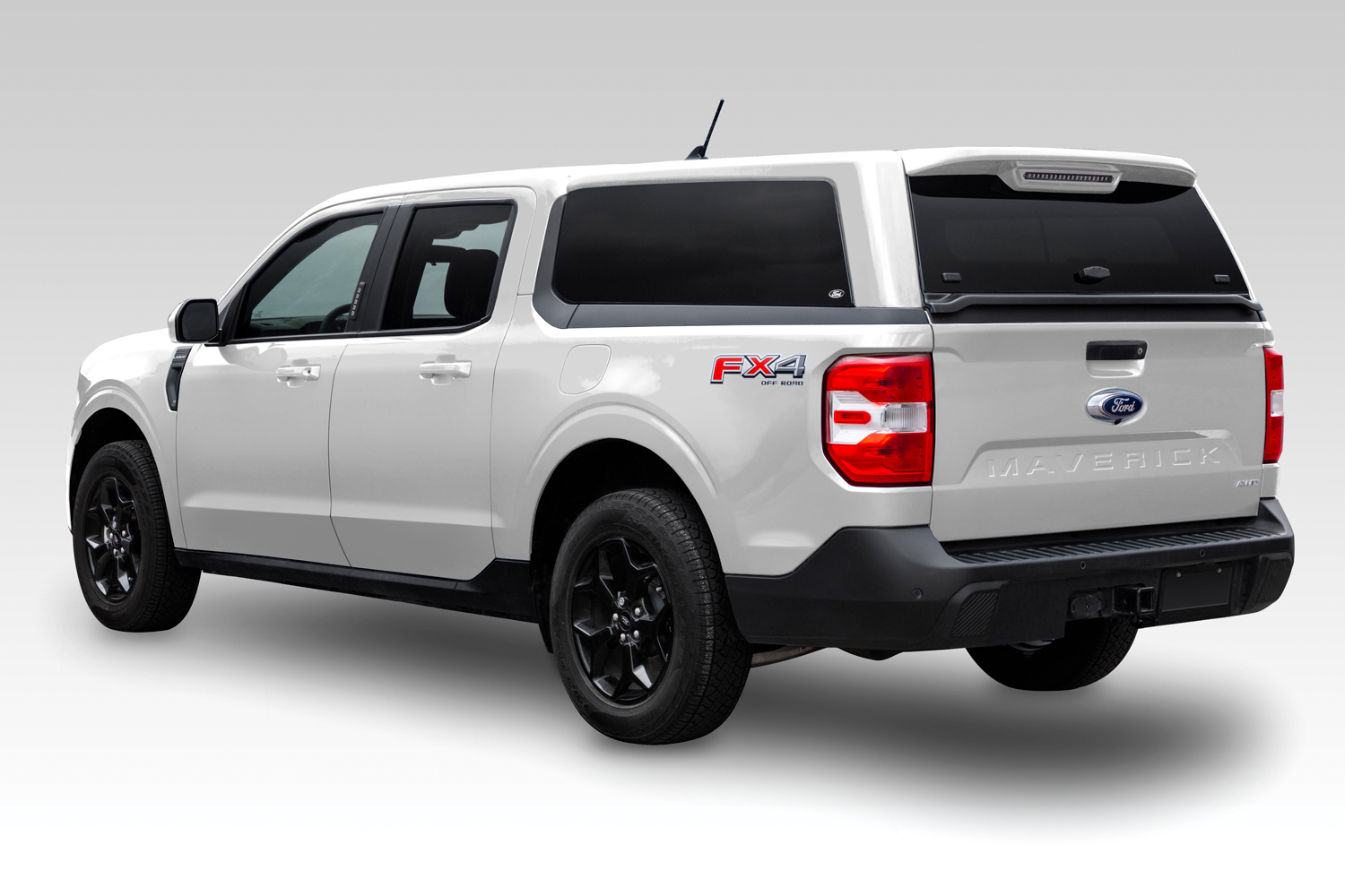 Maverick 2022-2025 Leer Group Oxford White Premium Low Profile Bed Cap ...